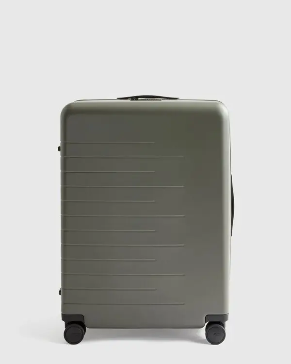 Quince Expandable Large Check-in Suitcase - Olive