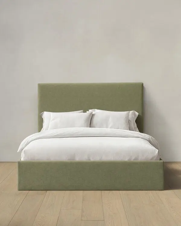 Quince Square Bed In Performance Linen - Laurel