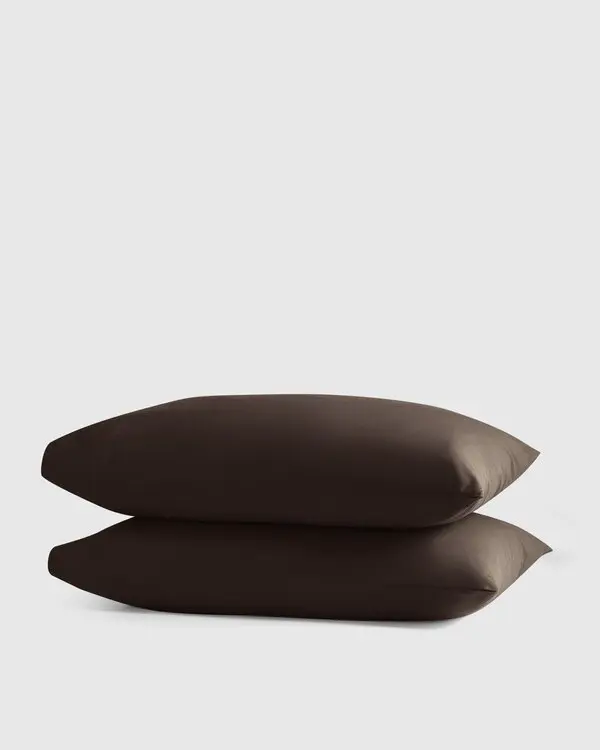 Quince Organic Crisp Percale Pillowcase Set - Espresso