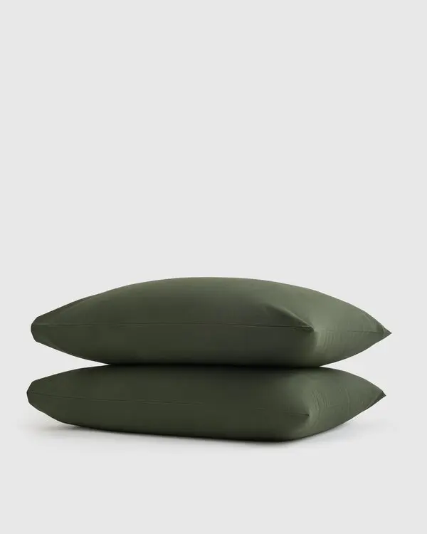 Quince Organic Crisp Percale Pillowcase Set - Pine