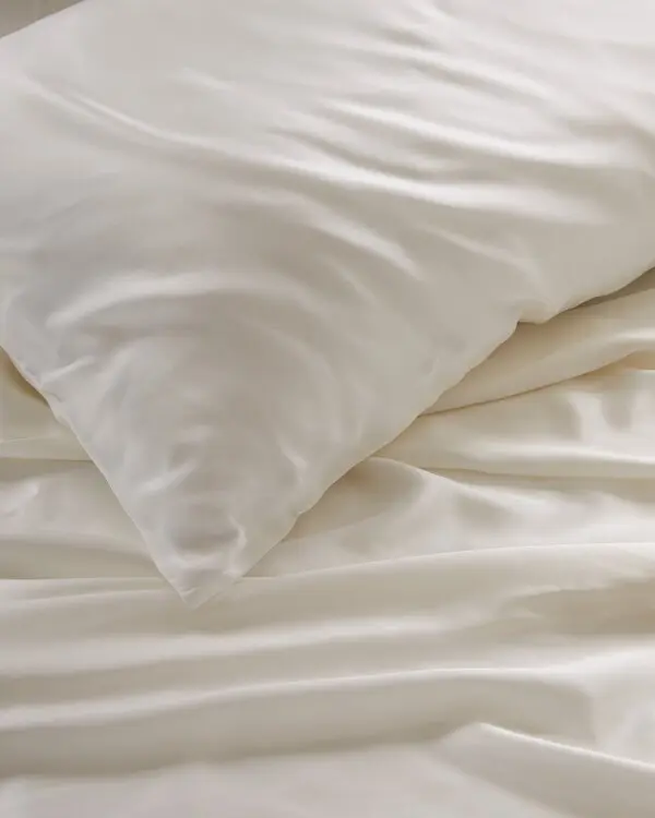 Quince Mulberry Silk Fitted Sheet - Ivory