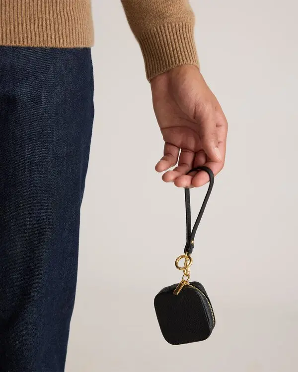 Quince Italian Leather Zip Case - Black