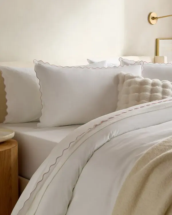 Quince Signature Giza Cotton Sateen Embroidered Duvet Cover - White/rose