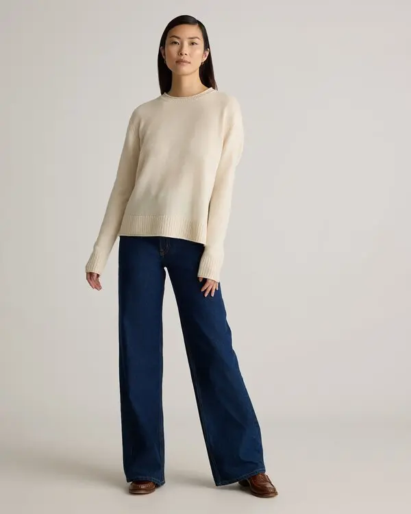 Quince Boxy Crewneck Mongolian Cashmere Sweater - Ivory