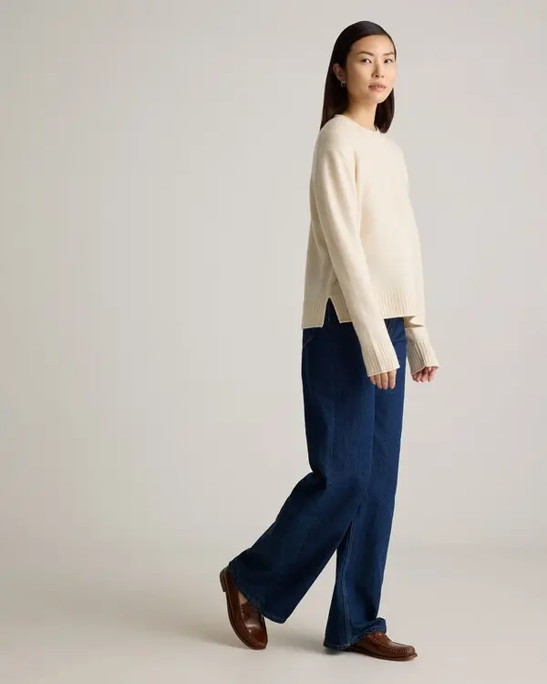 Quince Boxy Crewneck Mongolian Cashmere Sweater - Ivory