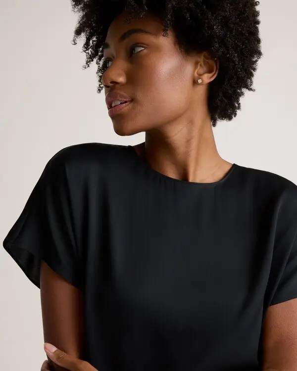 Quince Washable Stretch Silk Split Hem T-shirt - Black