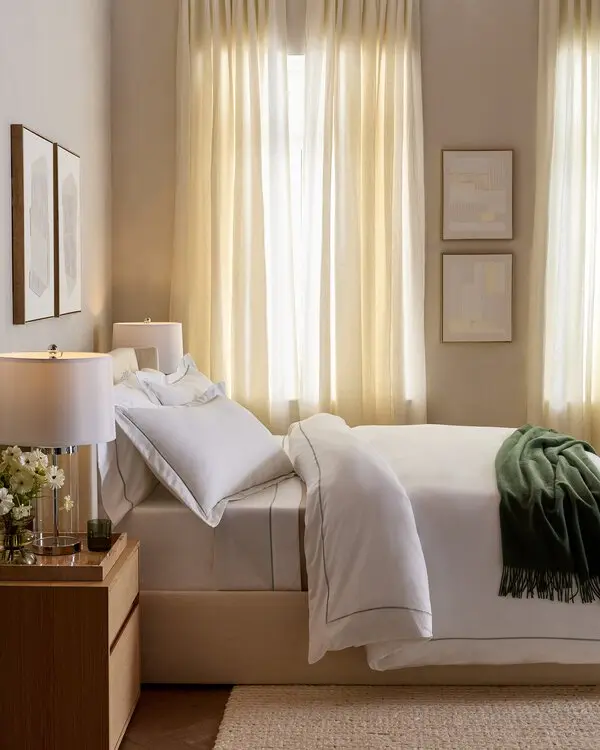 Quince Signature Giza Cotton Sateen Embroidered Duvet Cover Set - White/dried Sage