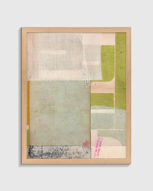 Quince Halley's Comet Sarah Short, Wood Frame - Oak