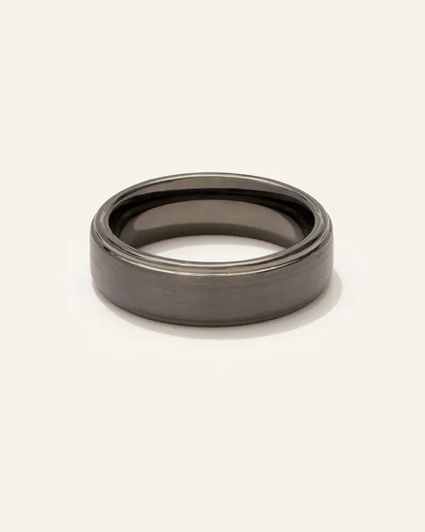 Quince Tungsten Carbide Brushed Step Edge Band Ring - Grey