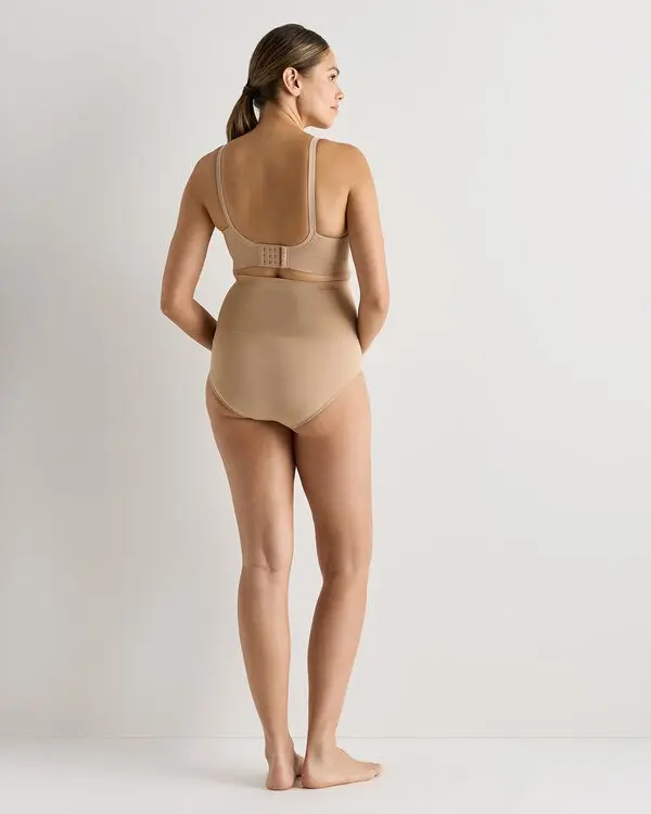 Quince Seamless Nursing Bra - Sand