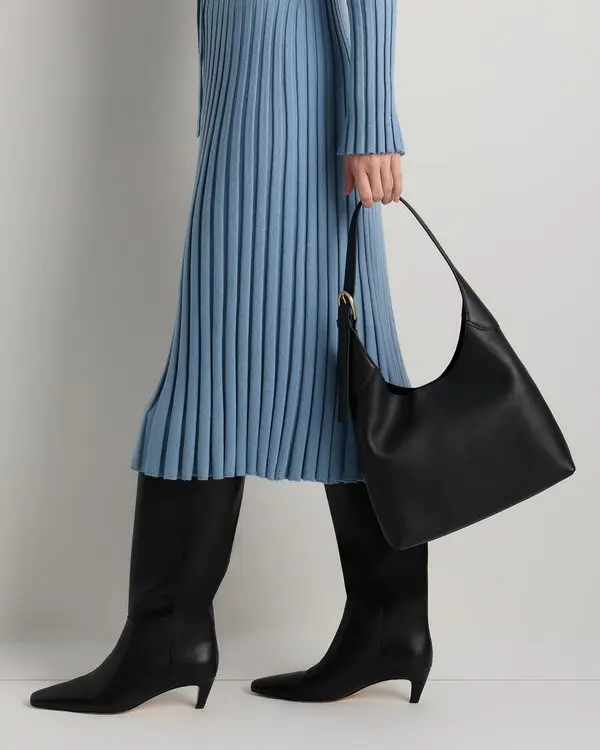 Quince Full-grain Leather Shoulder Bag - Black