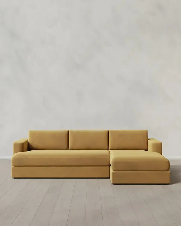 Quince Sierra Curved Arm Chaise Sectional - Caramel