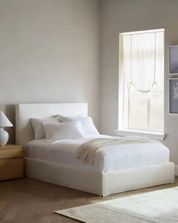 Quince Slipcover Bed In Performance Linen - Ivory