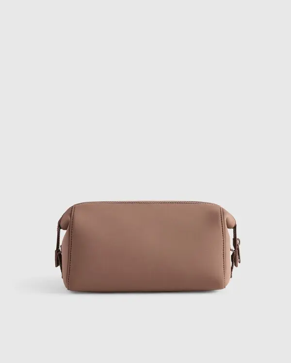 Quince All-day Neoprene Toiletry Bag - Espresso