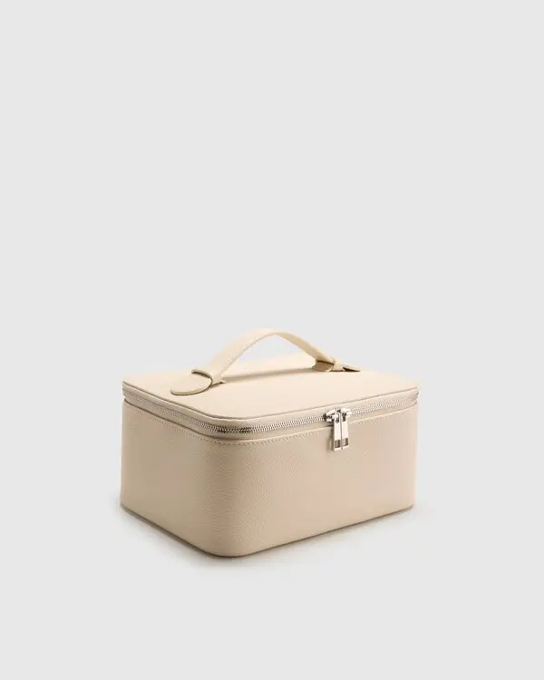 Quince Italian Leather Travel Cosmetic Case - Soft Ivory