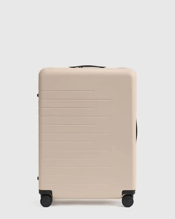 Quince Medium Check-in Suitcase - Tan