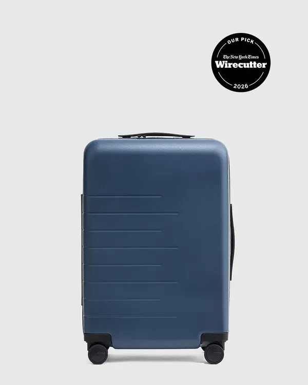Quince Polycarbonate Carry-on Suitcase - Navy