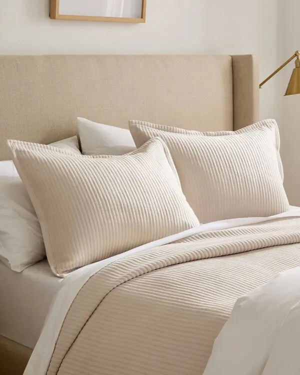 Quince Matelasse Coverlet - Sand