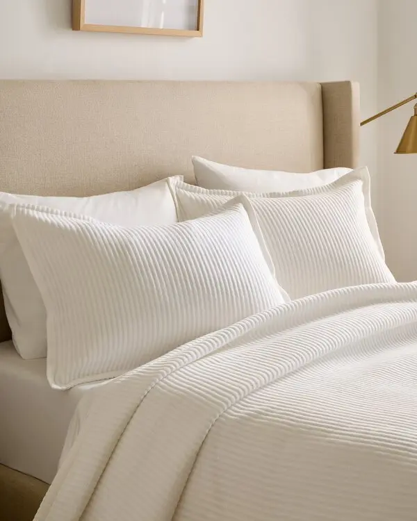 Quince Matelasse Coverlet Set - White