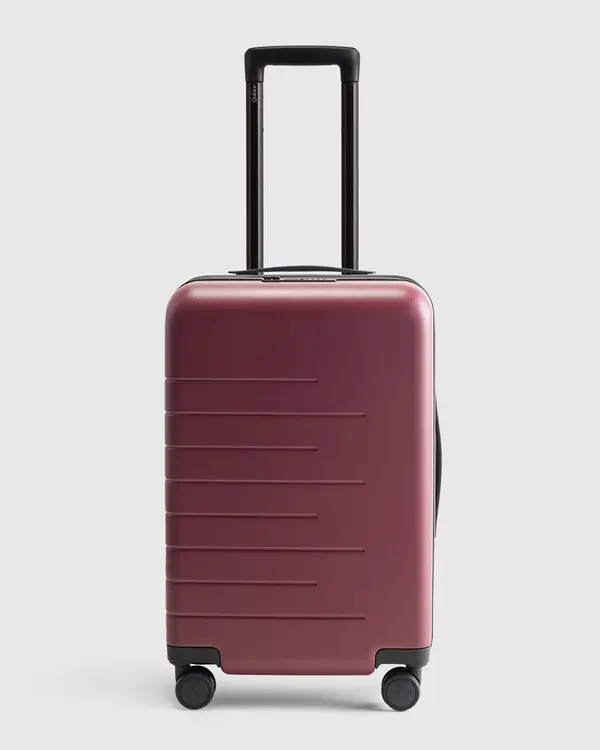 Quince Expandable Small Carry-on Suitcase - Wine
