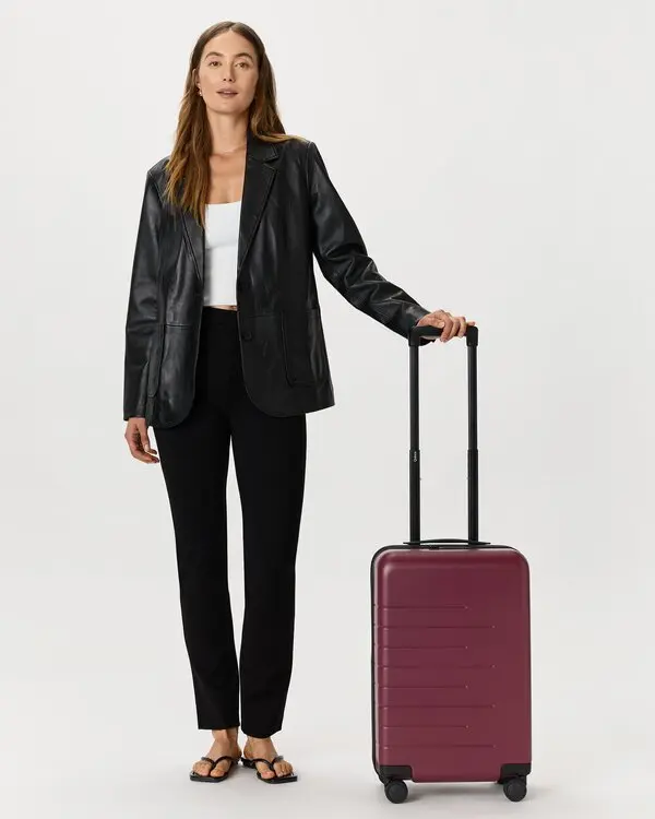 Quince Expandable Small Carry-on Suitcase - Wine