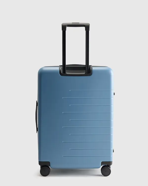 Quince Expandable Medium Check-in Suitcase - Blue