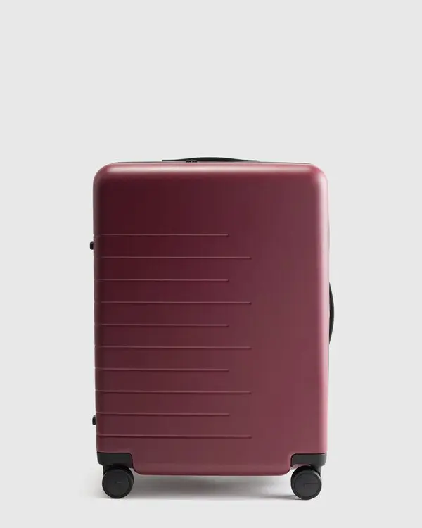 Quince Expandable Medium Check-in Suitcase - Wine