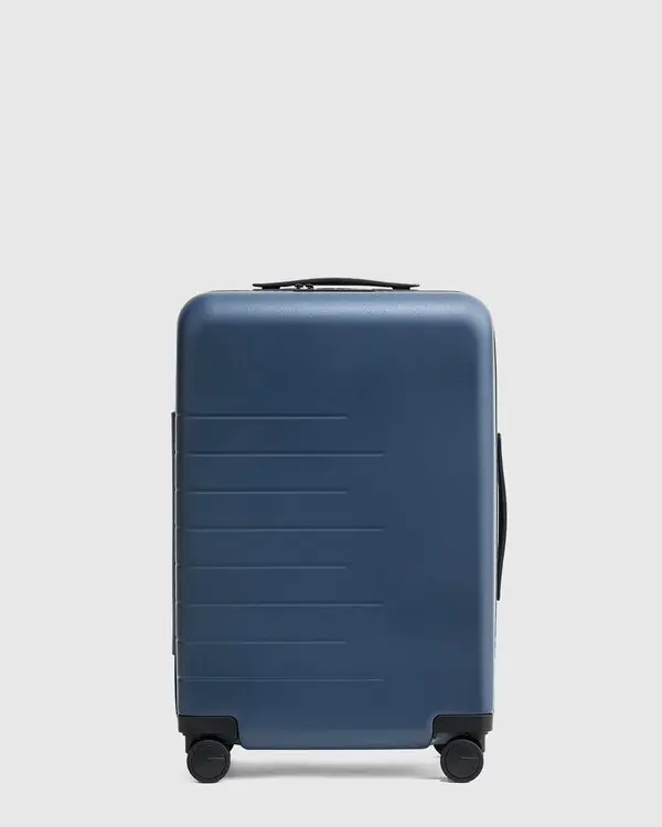 Quince Carry-on And Large Check-in Suitcase Set - Navy