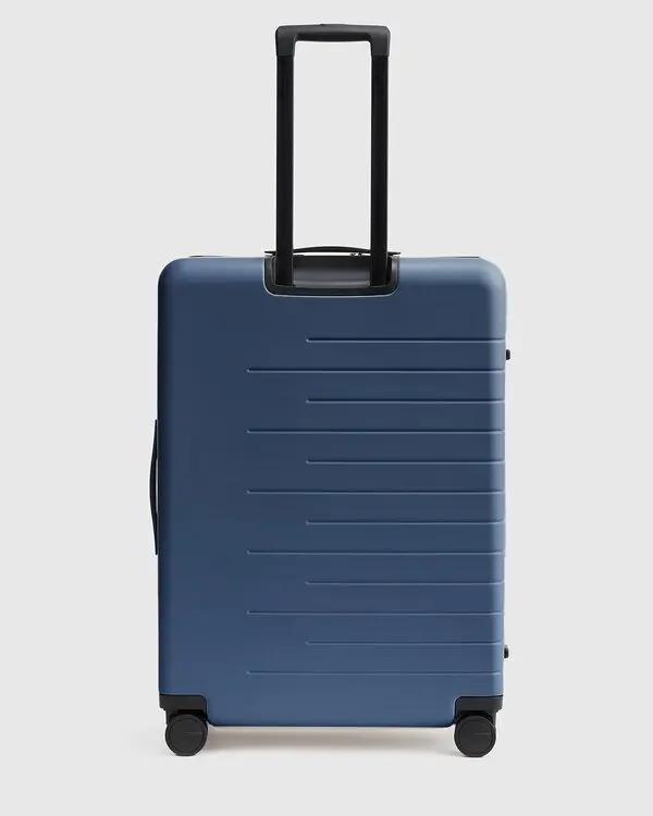 Quince Carry-on And Large Check-in Suitcase Set - Navy