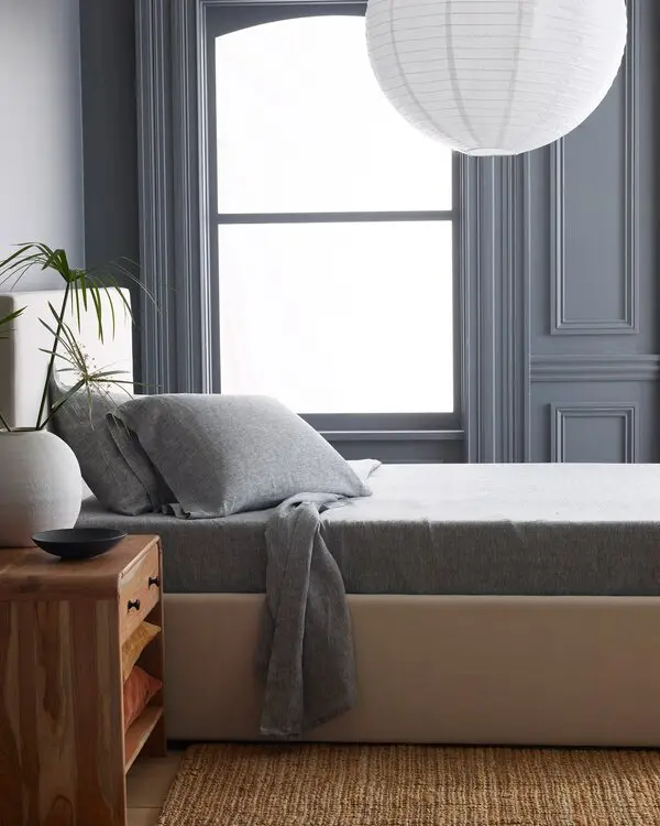 Quince European Linen Chambray Sheet Set - Charcoal