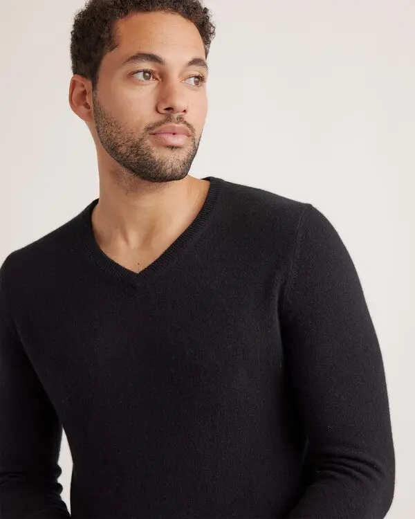 Quince Cashmere V-neck Sweater - Black