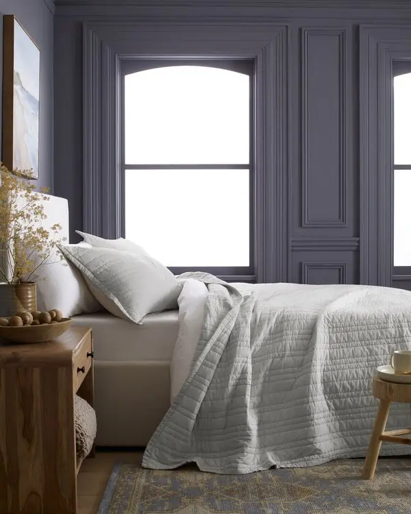 Quince Stripe Stitch Quilt - Light Grey