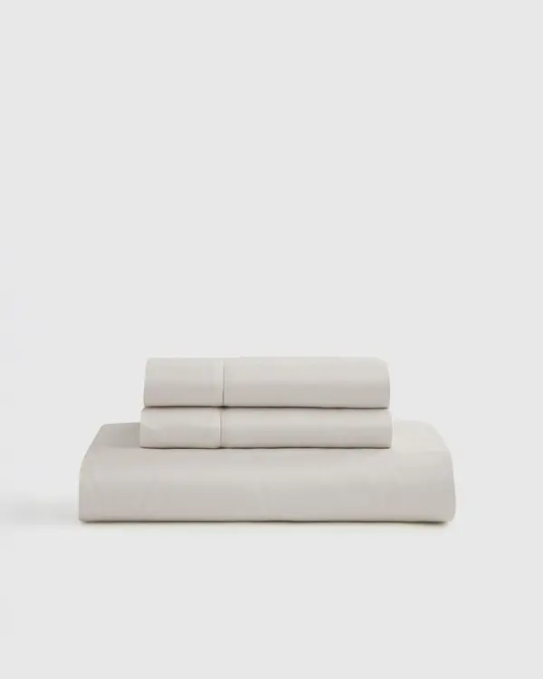 Quince Signature Giza Cotton Sateen Fitted Sheet Set - Light Grey