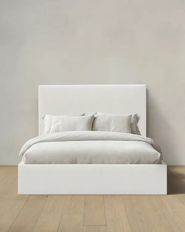 Quince Square Bed In Performance Velvet - Snow