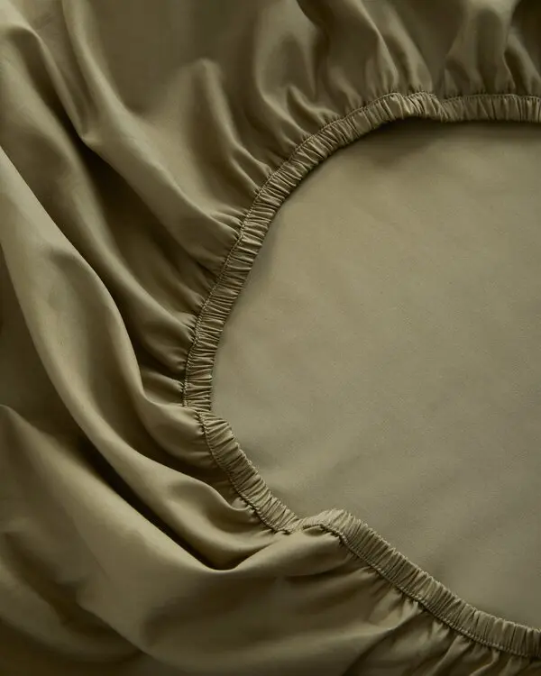 Quince Luxury Organic Sateen Fitted Sheet Set