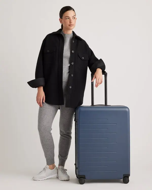 Quince Expandable Suitcase Set - Navy
