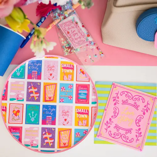 JOLLITY & CO Romcom Book Themed Dinner Plates