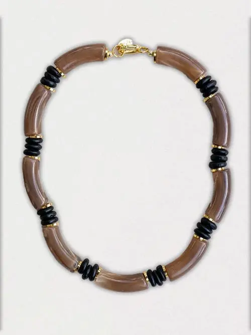 BY LILLA Rooftop Necklace - Brown