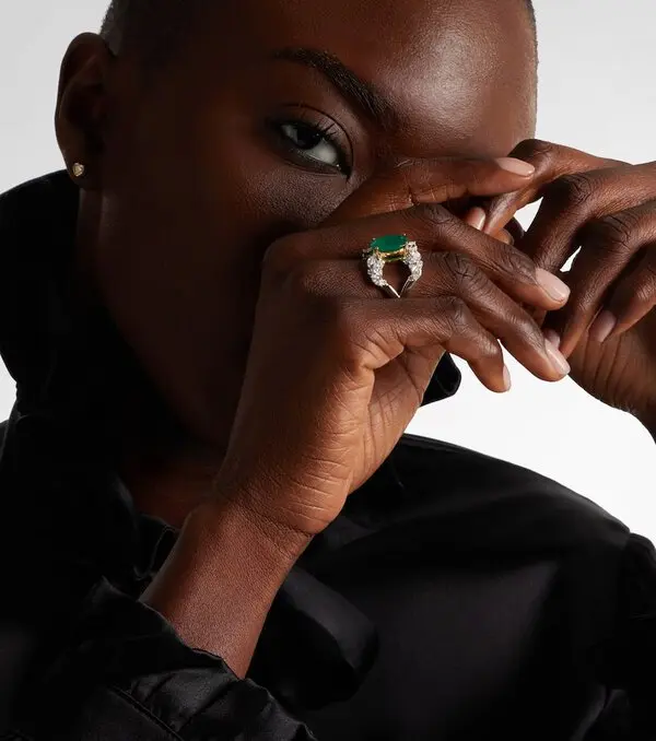 Yeprem 18kt White Gold Ring With Emerald And Diamonds