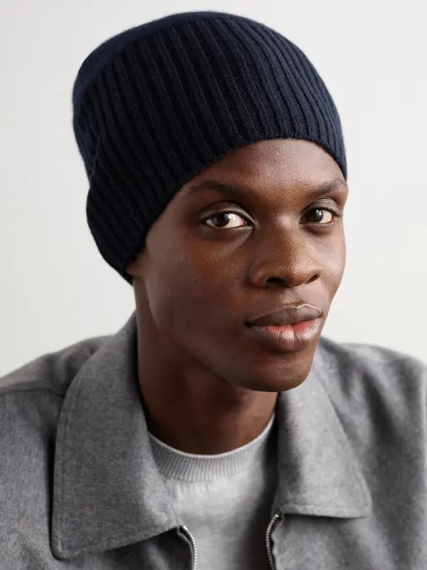 ALLUDE Ribbed Cashmere Beanie