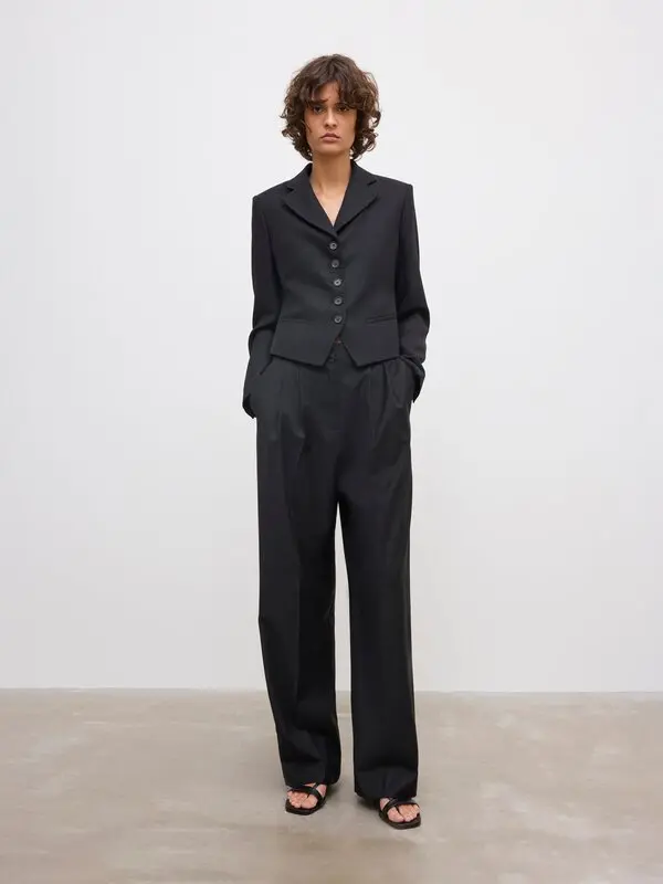 HOUSE OF DAGMAR Tailored Wool Blazer