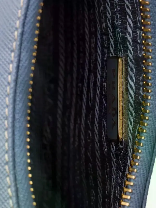 Prada Re-edition 2005 Saffiano Leather Bag