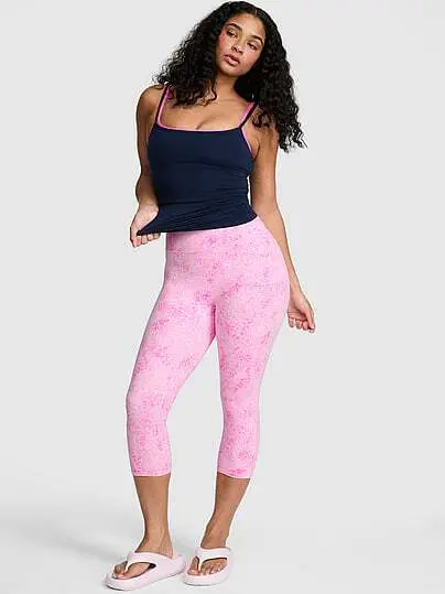 Pink Relay™ Capri Leggings - Print