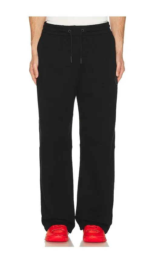 LI-NING Way Of Wade Sweatpants In . Also - Black