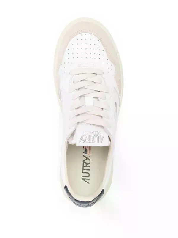AUTRY Medalist Leather Sneakers