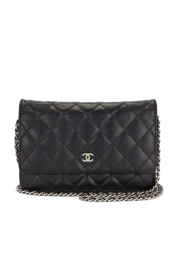 Chanel Caviar Wallet On Chain - Black
