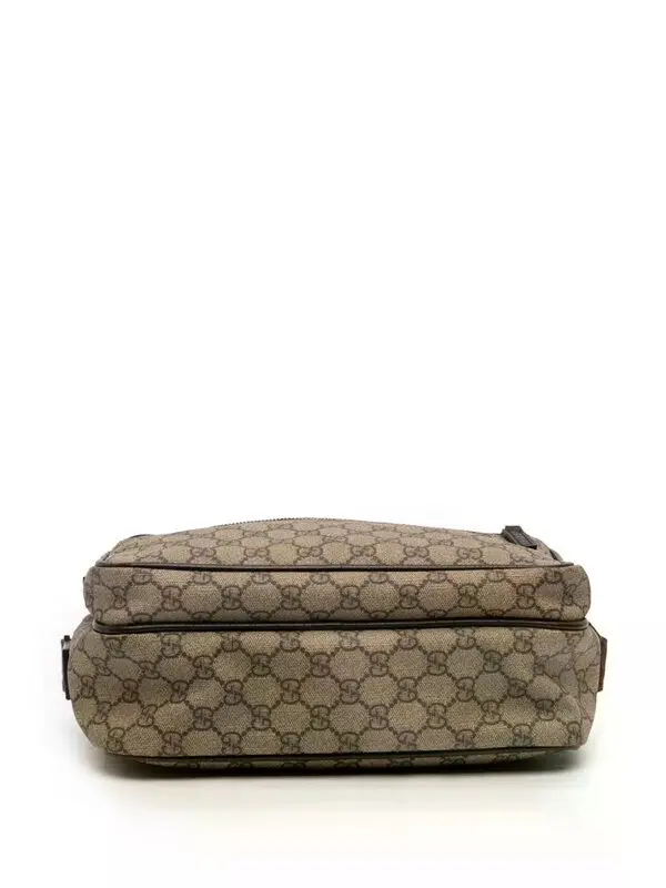 Gucci Gg Supreme Crossbody Bag