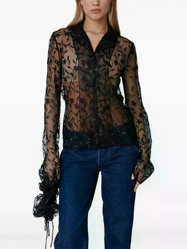 OPÉRASPORT Flora Lace V-neck Shirt