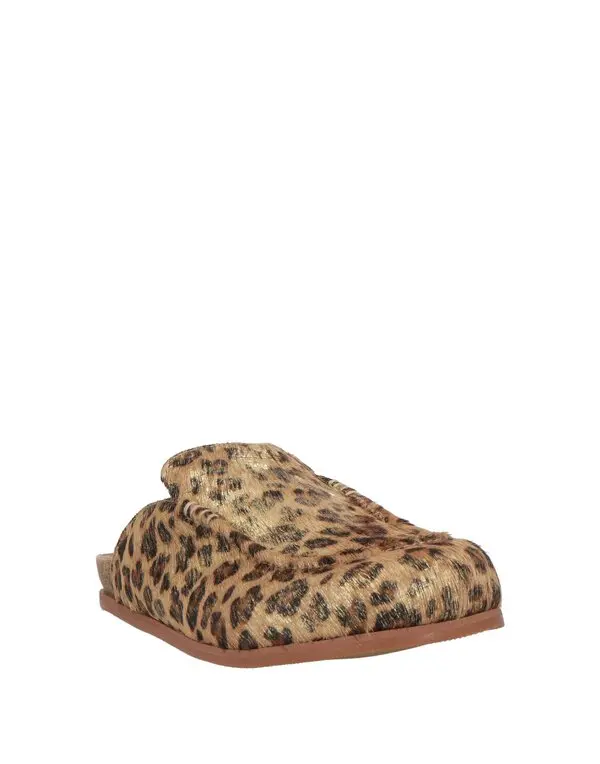 EMANUÉLLE VEE Mules & Clogs