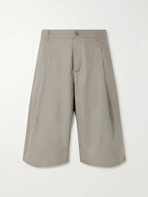 A KIND OF GUISE Juno Straight-leg Pleated Shorts - Green